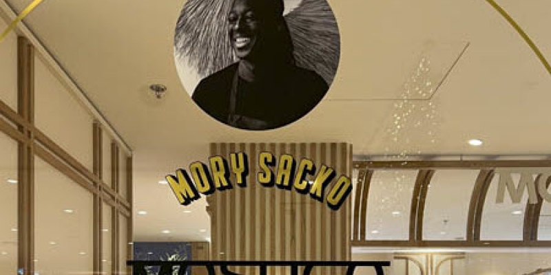 Entrée to Black Paris - Entrée to Black Paris Blog - MoSugo - Street ...